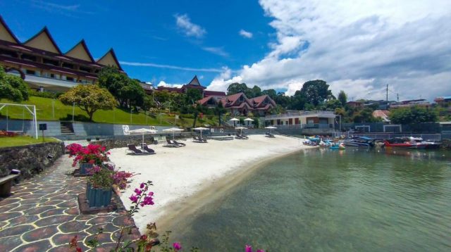5 Tempat Wisata di Parapat yang Indah di Tepi Danau Toba - Harian ...